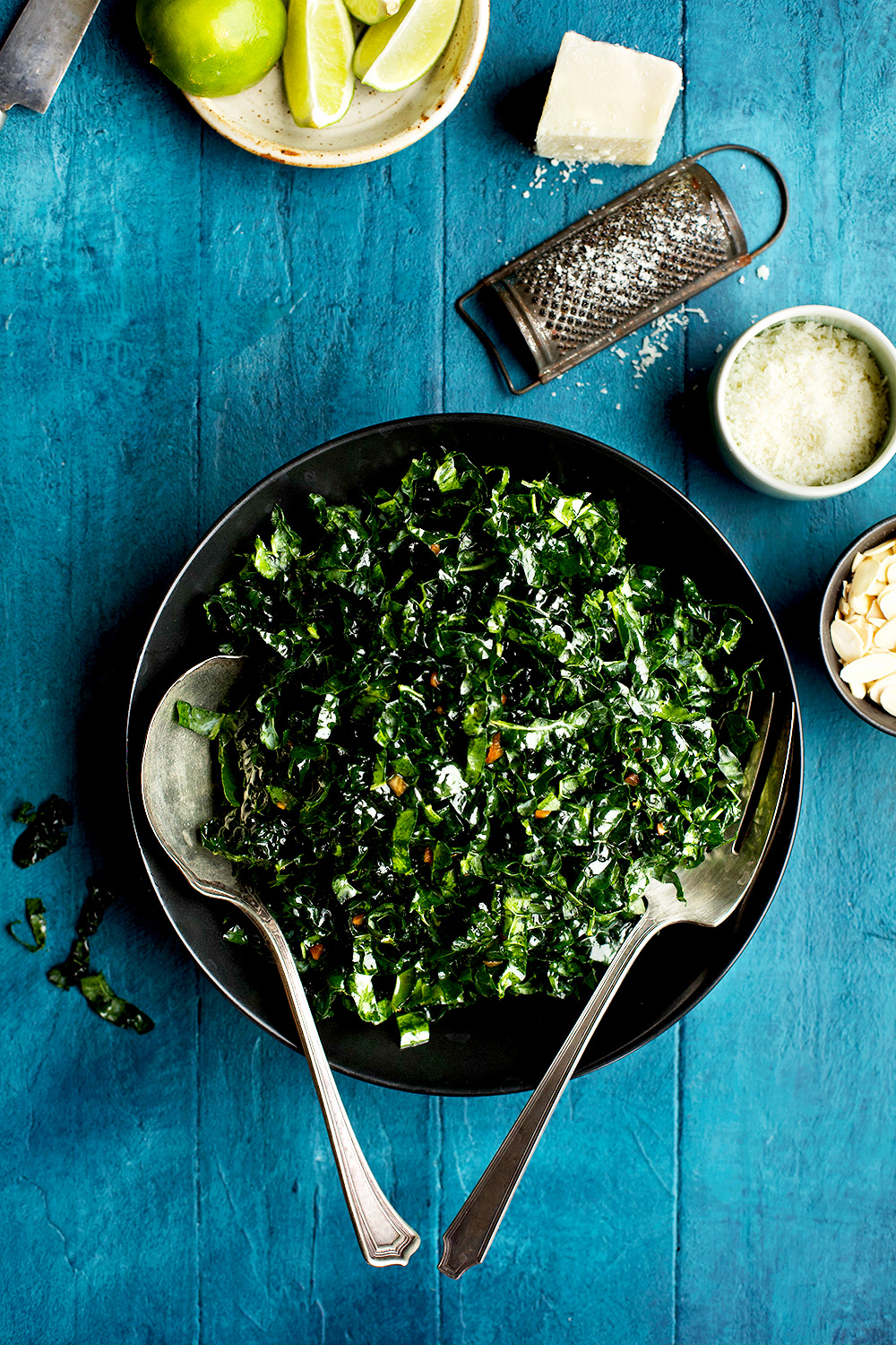 Toasted Sesame Kale Salad ⋆